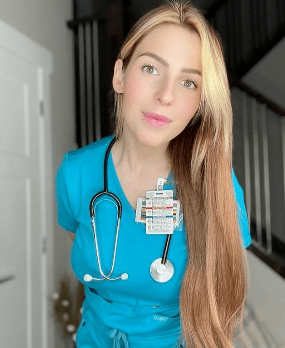 AV女星被已婚女追骂放荡狐狸精,她反手一招绝地复仇 - 生活百态