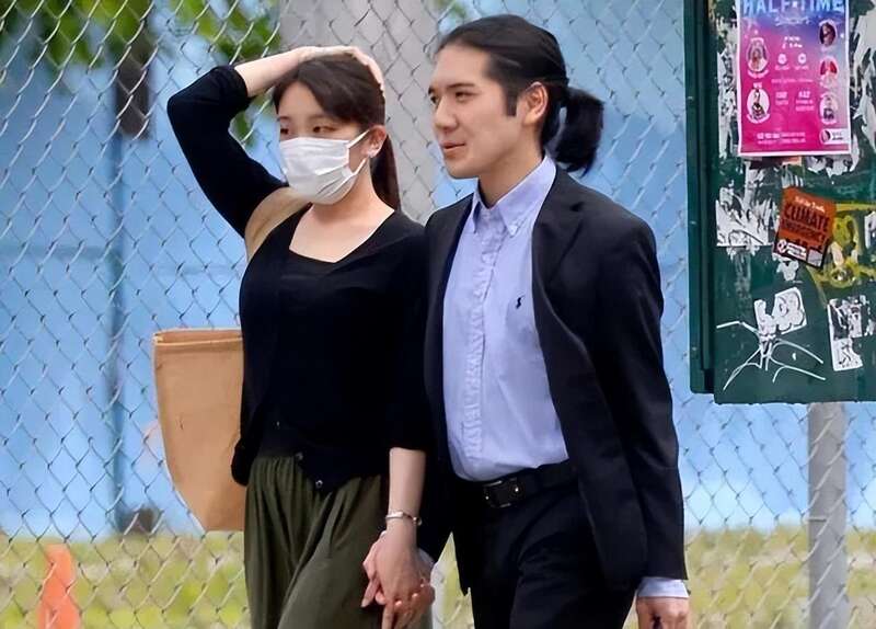 日本佳子公主出国访问 身上200块的外套意外走红 -6parkbbs.com